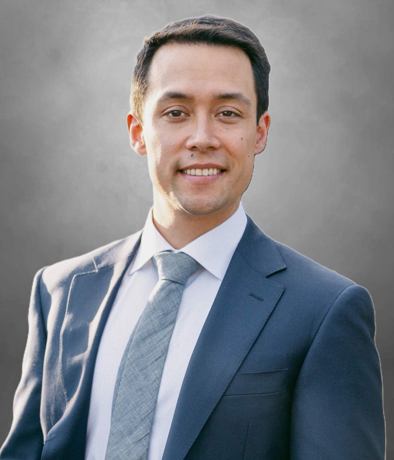 Dr. Michael Wong | Ophthalmologist Renton, WA | Cataract Surgery